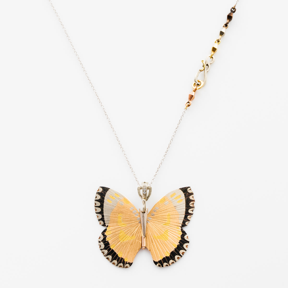 Necklaces – JAMES BANKS